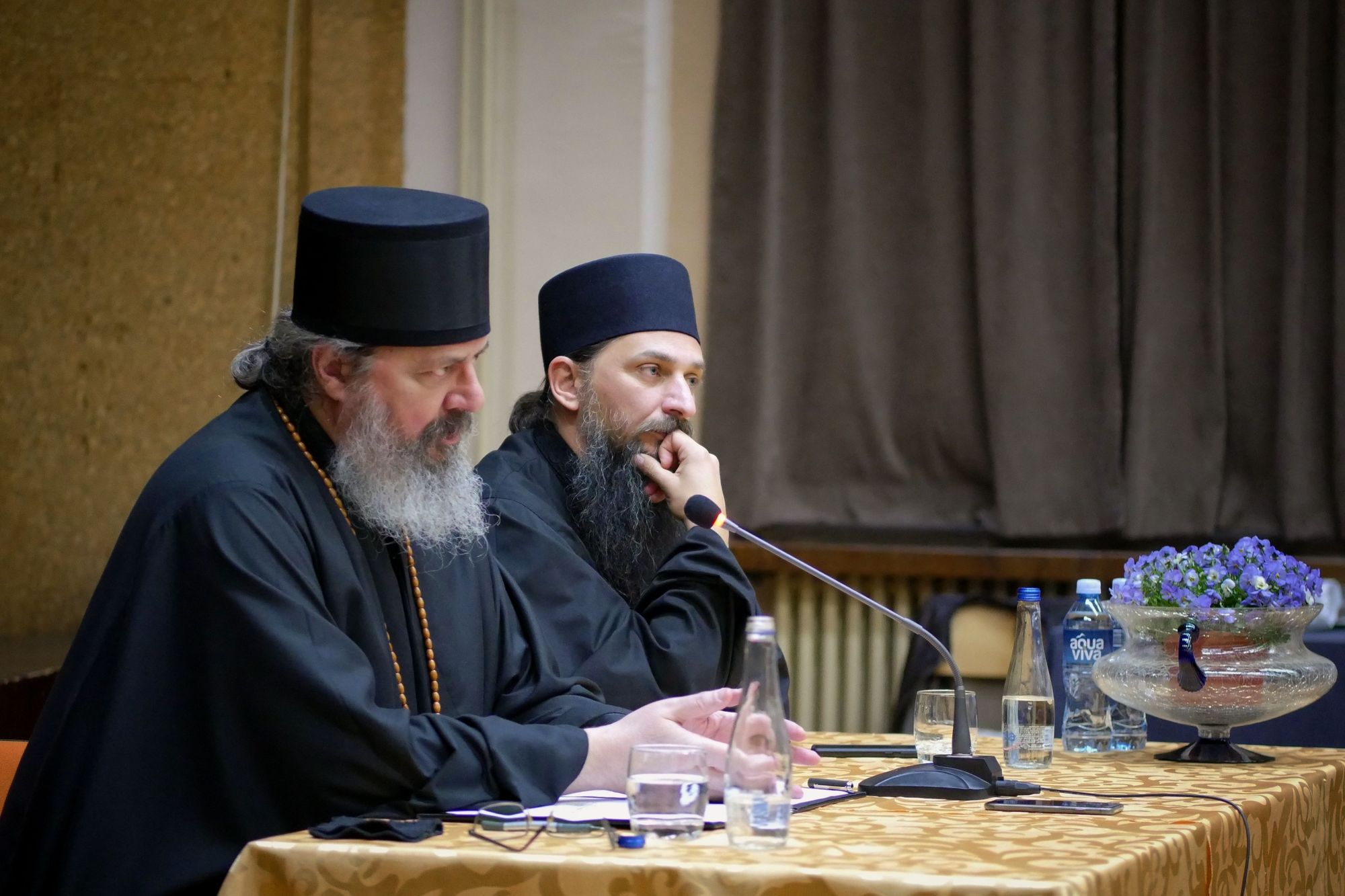 Епископ ваљевски г. Исихије: Светом Литургијом већ живимо живот будућег ...